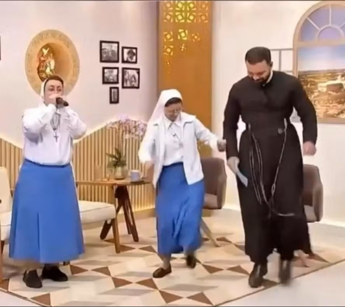 Freira brasileira faz beatbox em programa de TV e surpreende audiência ...
