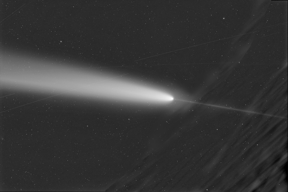 Cometa fica com 'anti cauda' na maior aproximação com a Terra em 80 mil ...