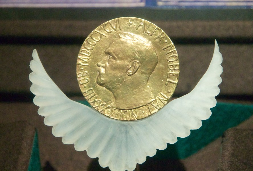 Vencedores do Nobel da Paz contribuem mesmo para a paz? Especialista avalia