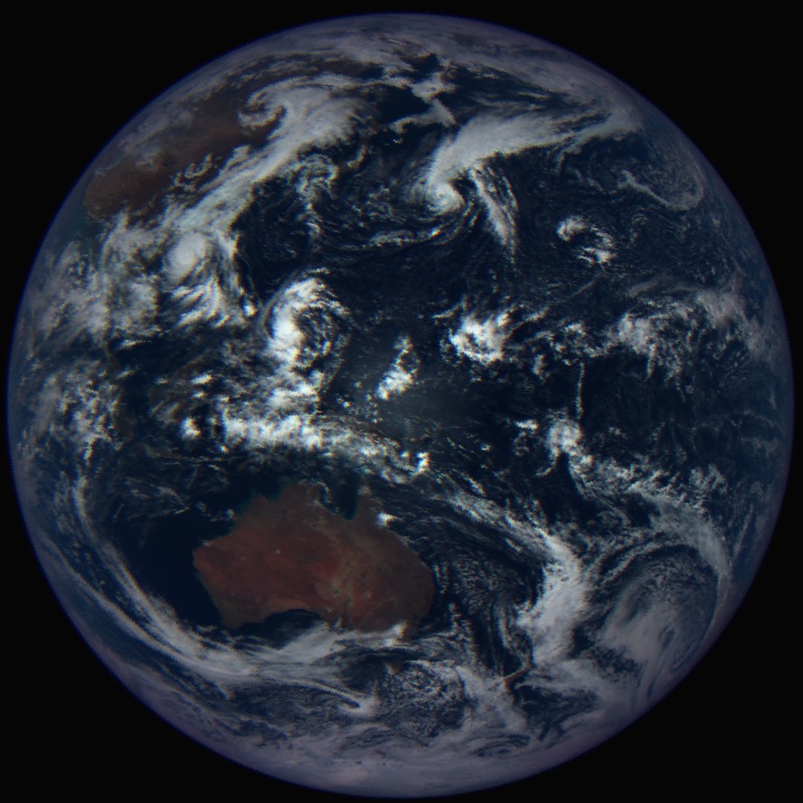 A caminho de asteroide, sonda da NASA tira fotos incríveis da Terra ...