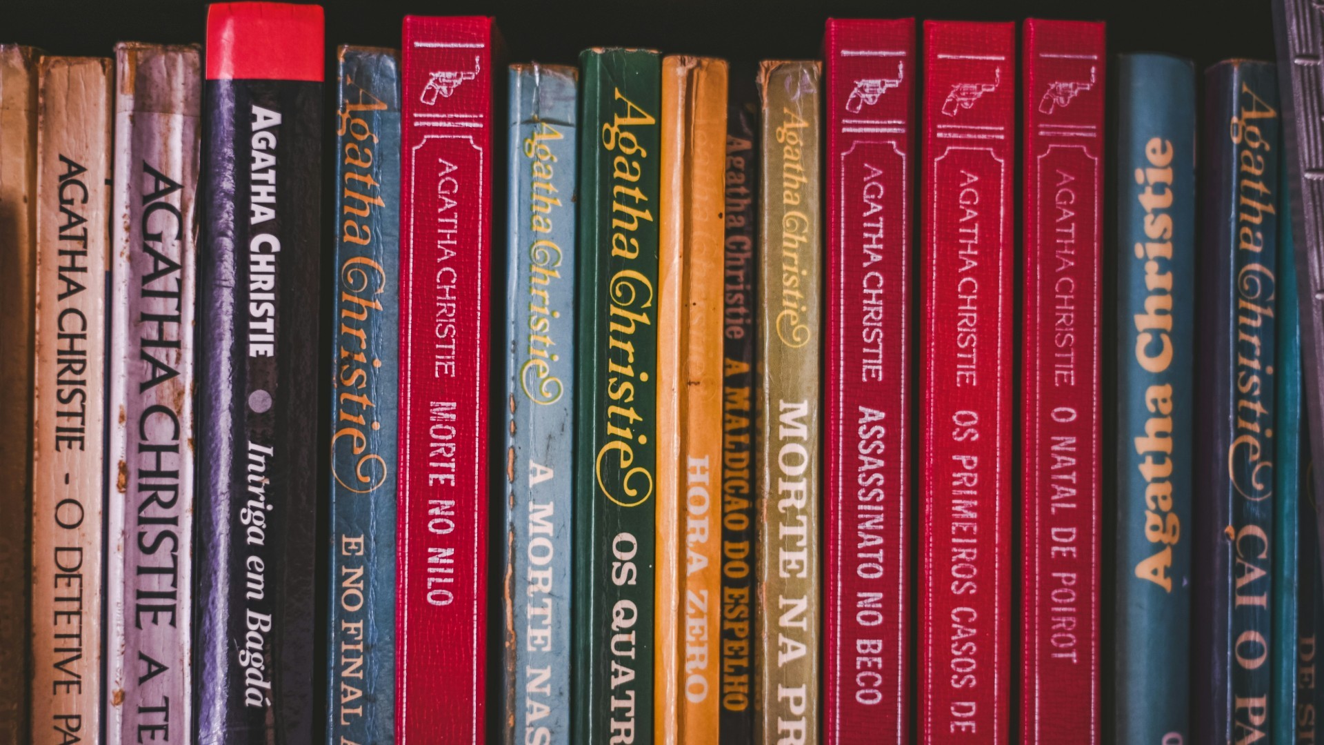 Box de livros da Agatha Christie: 9 kits e 27 suspenses pra colecionar