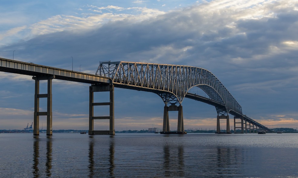 Engenheiro explica a queda de ponte nos EUA: 'pesadelo logístico'