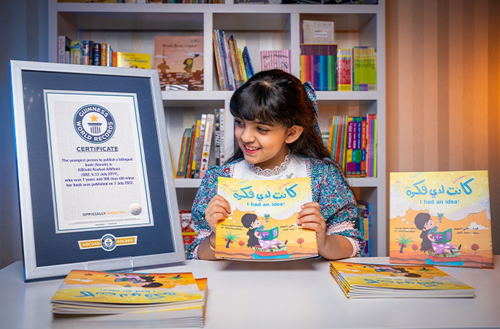 Menino de 4 anos lança livro sobre amizade e vira autor mais jovem do mundo